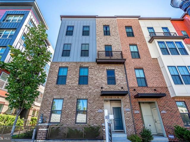 3326 Tribune Ct, Hyattsville, MD 20782