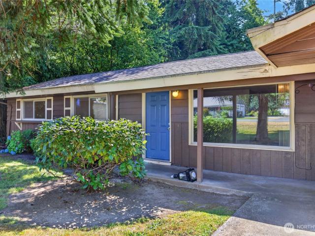3327 NE 190th Street