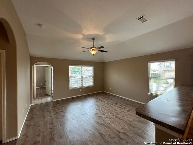 3327 Candlemoon Dr