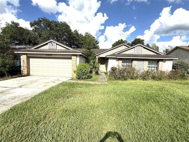 3327 Spotted Fawn Dr, Orlando, FL 32817