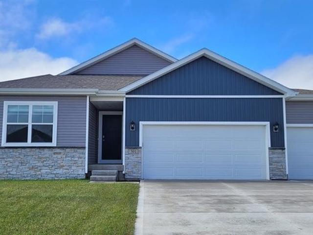 3328 Artesian Rd, Marion, IA 52302