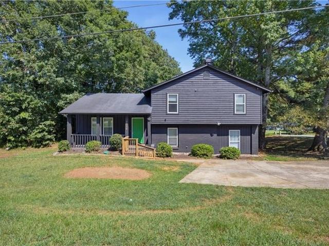 3328 Clevemont Way, Ellenwood, GA 30294