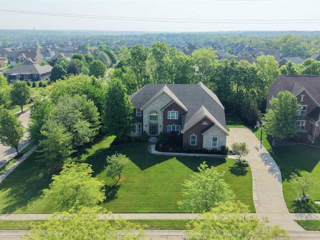 3328 Riverside Drive