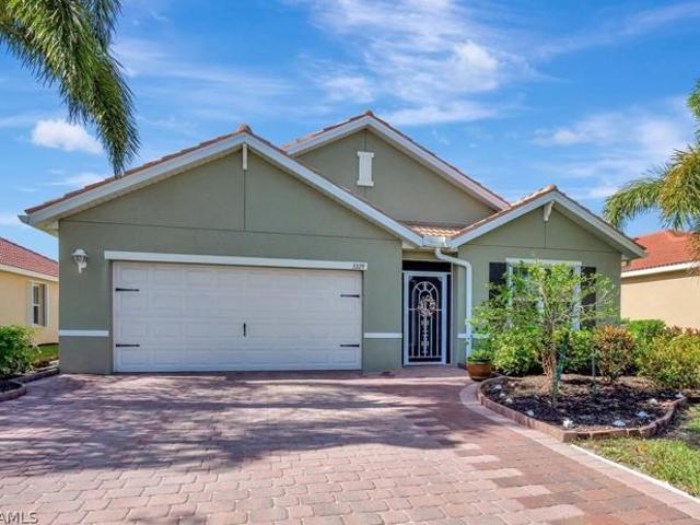 3329 Apple Blossom Dr, Alva, FL 33920