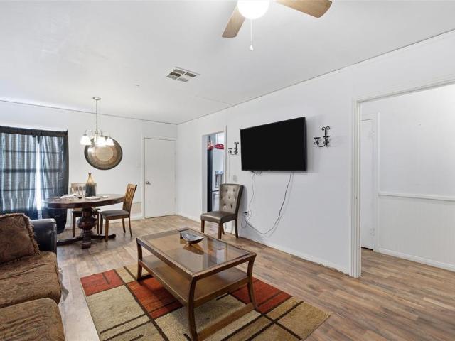 3329 Cumberland Avenue