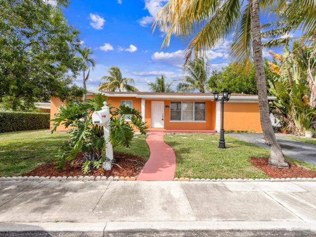 3329 El Vedado Ct E, West Palm Beach, FL 33405 | Compass