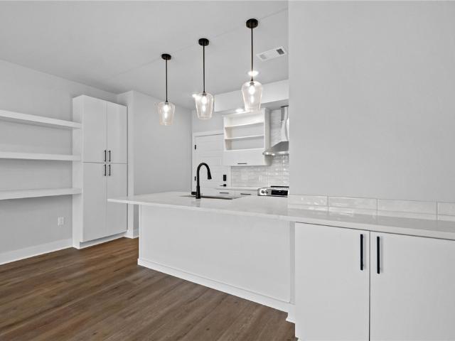 3329 SE MP Parkway 203