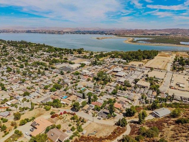 33200 Benner St, Lake Elsinore, CA 92530