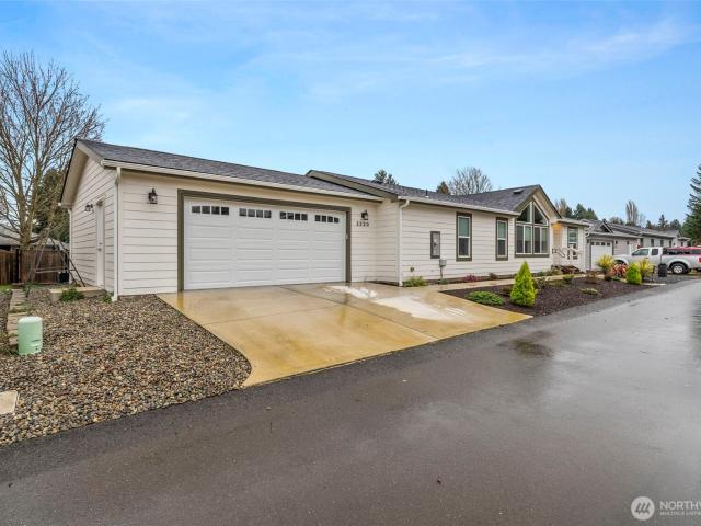 3320 Meadowbrook Ln SE, Lacey, WA 98503 | MLS #2461 | Compass