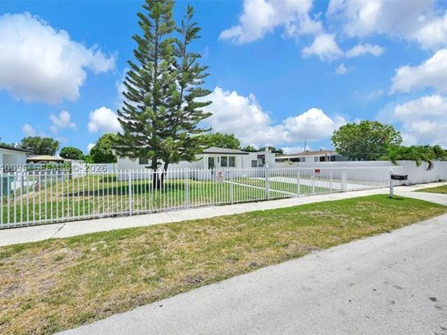 3320 NW 172nd Ter, Miami Gardens, FL 33056