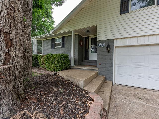 3320 N Wagner Road
