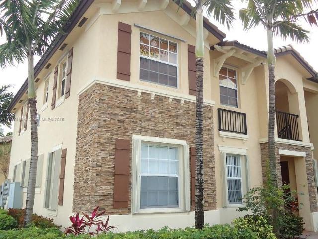 3320 NE 13th Cir Dr, Unit 201, Homestead, FL 33033 | MLS #A11897 | Compass