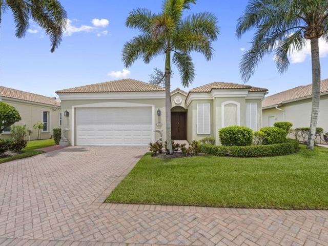 3320 Caracal Dr, Fort Pierce, FL 34949