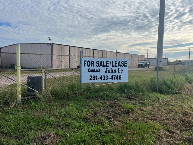 3320 E Highway 332