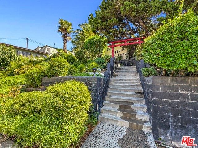 3320 Griffith Park Blvd Apt 4, Los Angeles, CA 90027