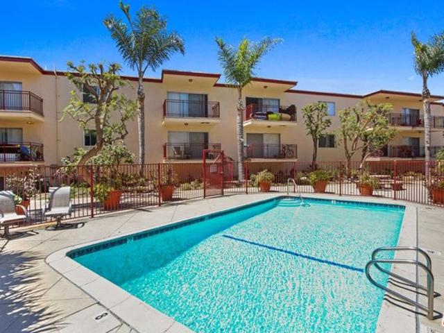 3320 Redondo Beach Blvd, Torrance, CA 90504