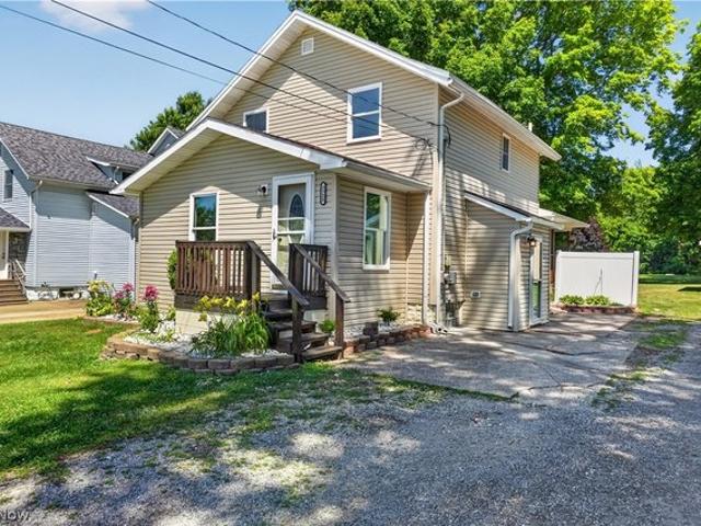 3320 Ridgewood Ave, Ashtabula, OH 44004