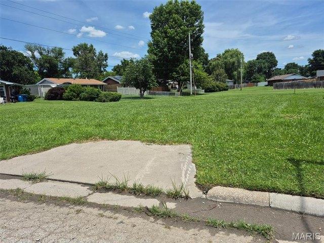 3320 Terrace Ln, Granite City, IL 62040
