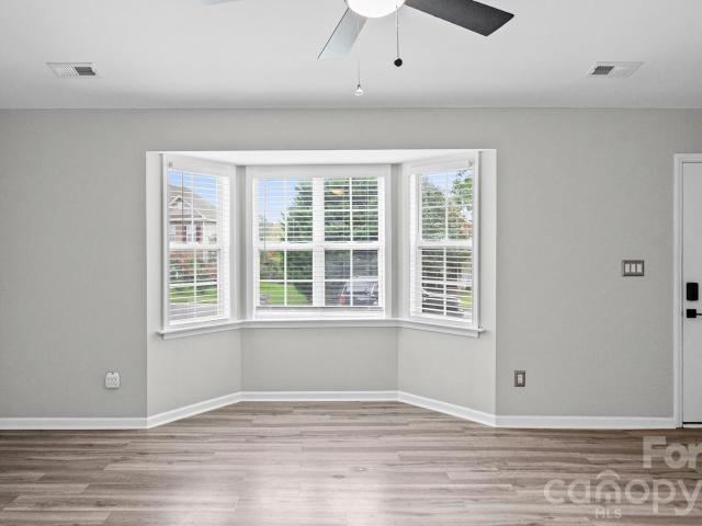 3320 Whitebridge Lane