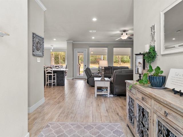 33210 Walnut Crossing