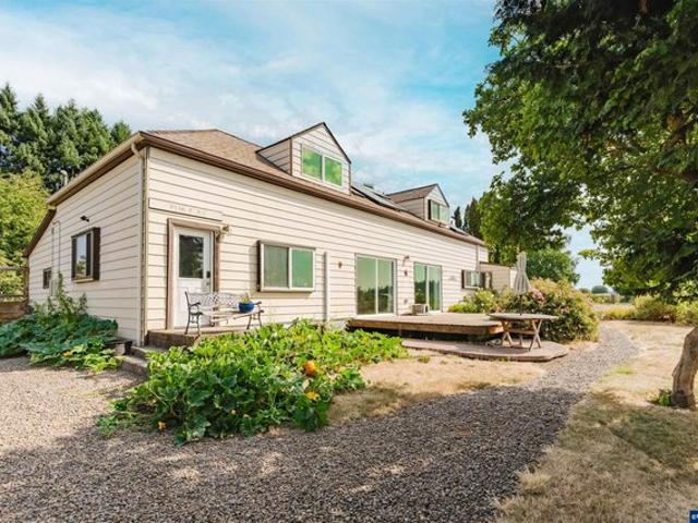 33211 Dever Conner Rd NE, Albany, OR 97321