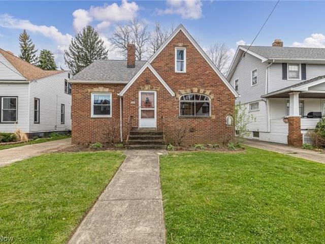 3321 Archmere Ave, Cleveland, OH 44109