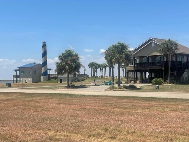 3321 Bay Pt Dr, Palacios, TX 77465 | MLS #37099