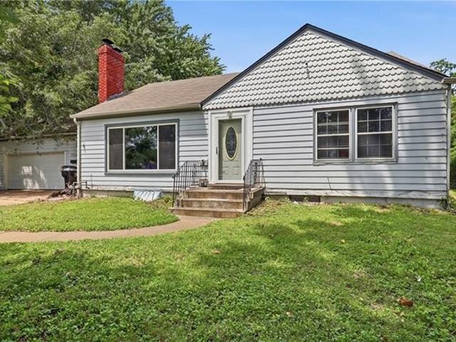 3321 Blue Ridge Blvd, Independence, MO 64052