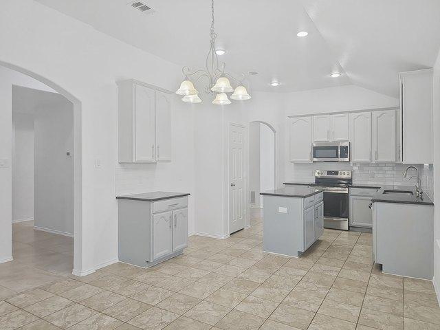 3321 Capetown Dr, Denton, TX 76208