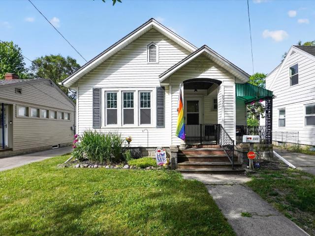 3321 Court Street