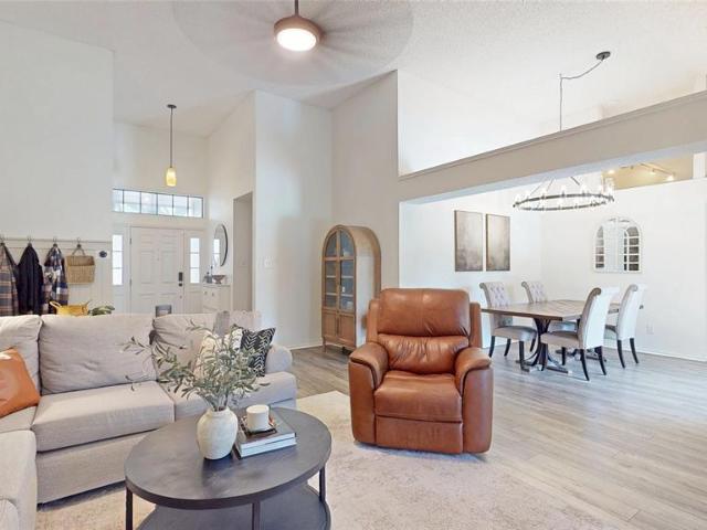 3321 Knob Oak Drive