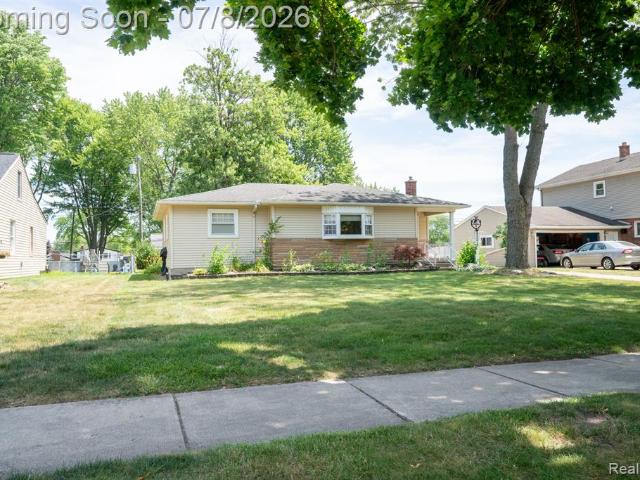 3321 Lafayette Drive