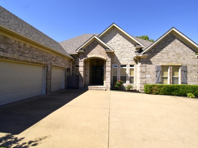 3321 Prestwick Cir