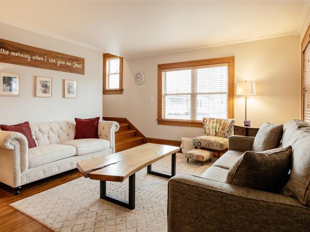 3321 SW 13th Place