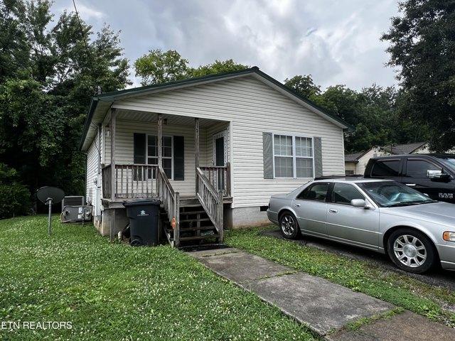 3321 Thomas St, Knoxville, TN 37921
