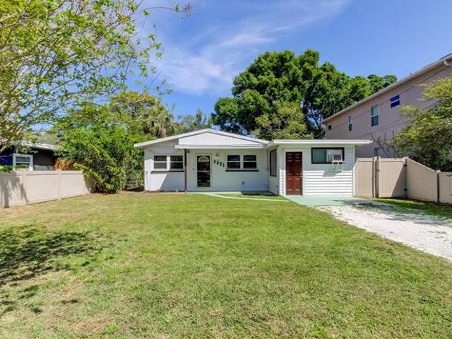 3321 W Iowa Ave, Tampa, FL 33611