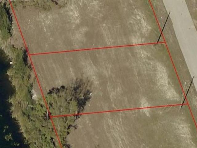 3322 NE 9th Pl, Cape Coral, FL 33909
