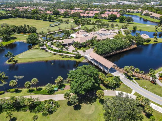 3322 Casseekey Island Rd, Unit 302, Jupiter, FL 33477 | MLS #R11133 | Compass