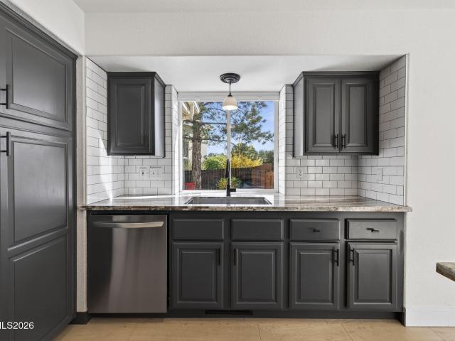 3322 Deer Ridge Ct, Reno, NV 89509 | Compass