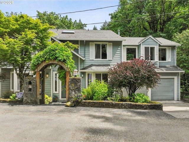 3322 SW Evergreen Ter, Portland, OR 97205