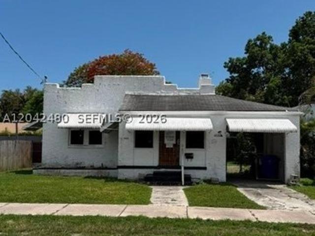 3322 SW 9th St, Miami, FL 33135
