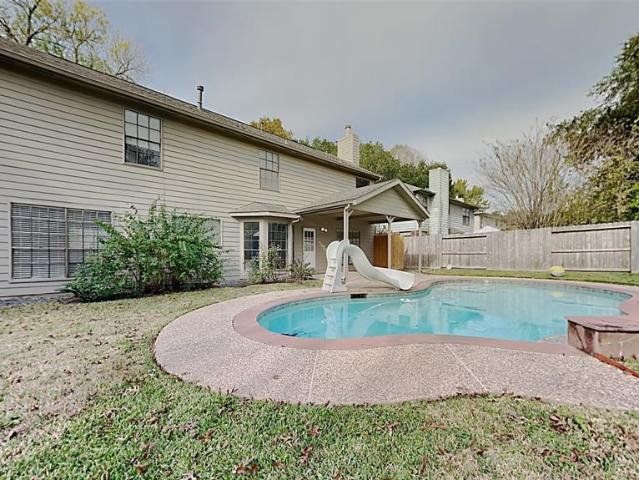 3322 Whispering Way Drive