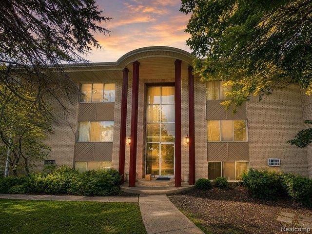 33234 Kingslane Ct Apt 5, Farmington Hills, MI 48336