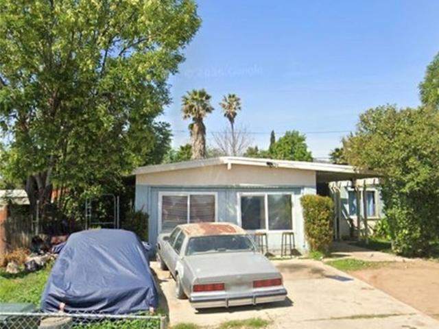 3323 Mary Ellen Dr, Jurupa Valley, CA 92509