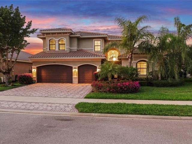 3323 Atlantic Cir, Naples, FL 34119