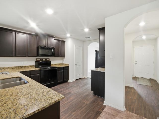 3323 Begonia Bend, San Antonio, TX 78222 | MLS #1991