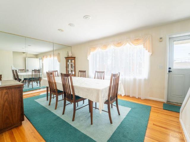 3323 Bellehaven Court