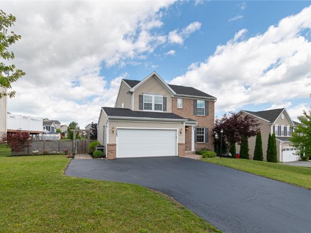 3323 Dandelion Trail