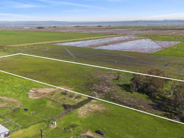 3323 Erle Rd, Marysville, CA 95901 | MLS #226023 | Compass