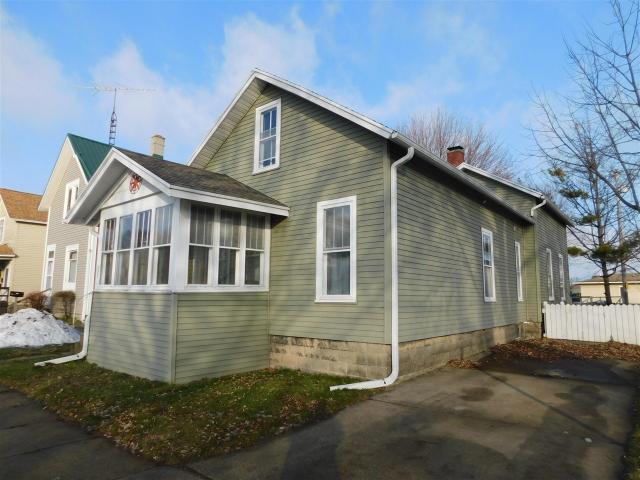 332 3rd Street